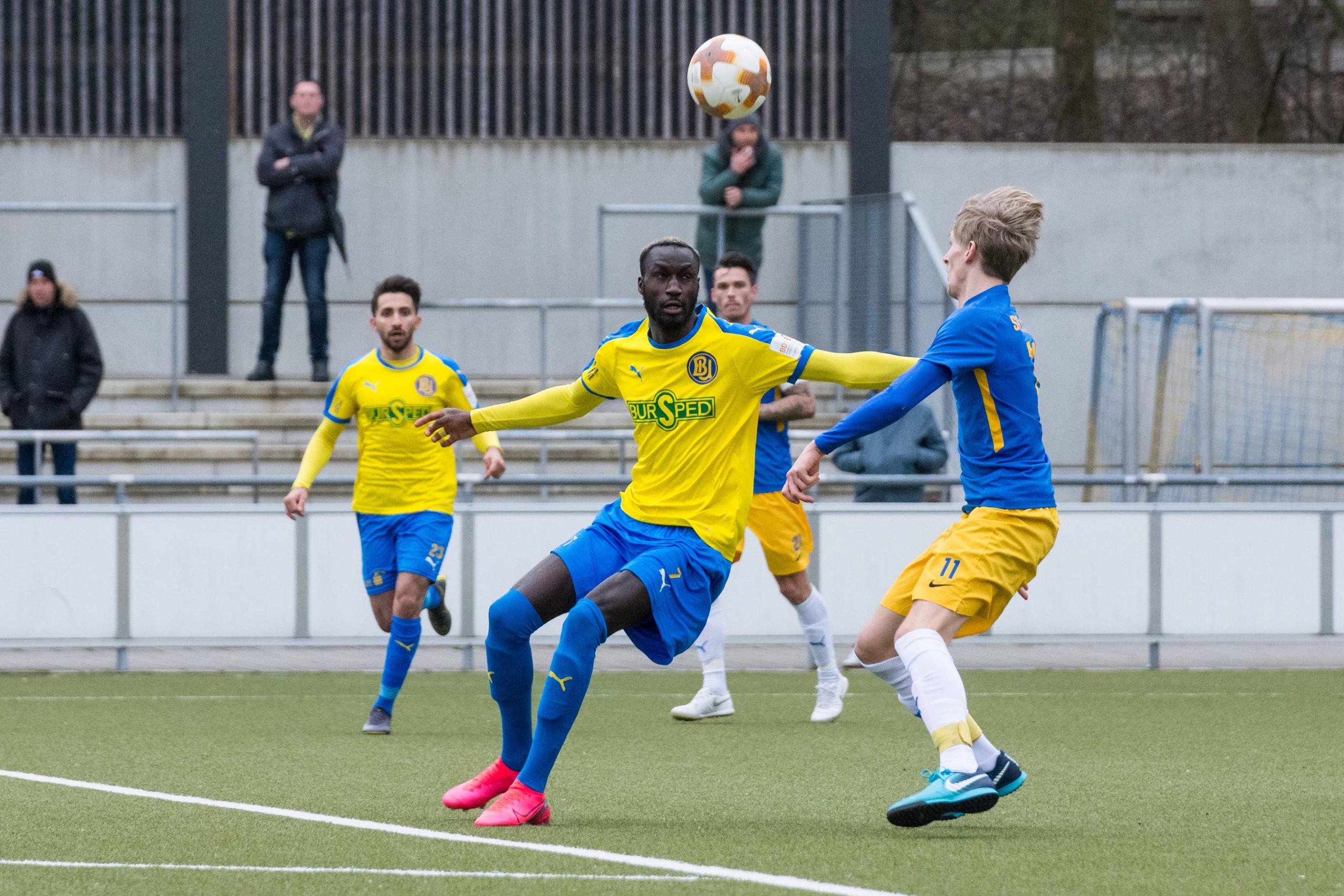 HUFC holt Borges › Oberliga.info
